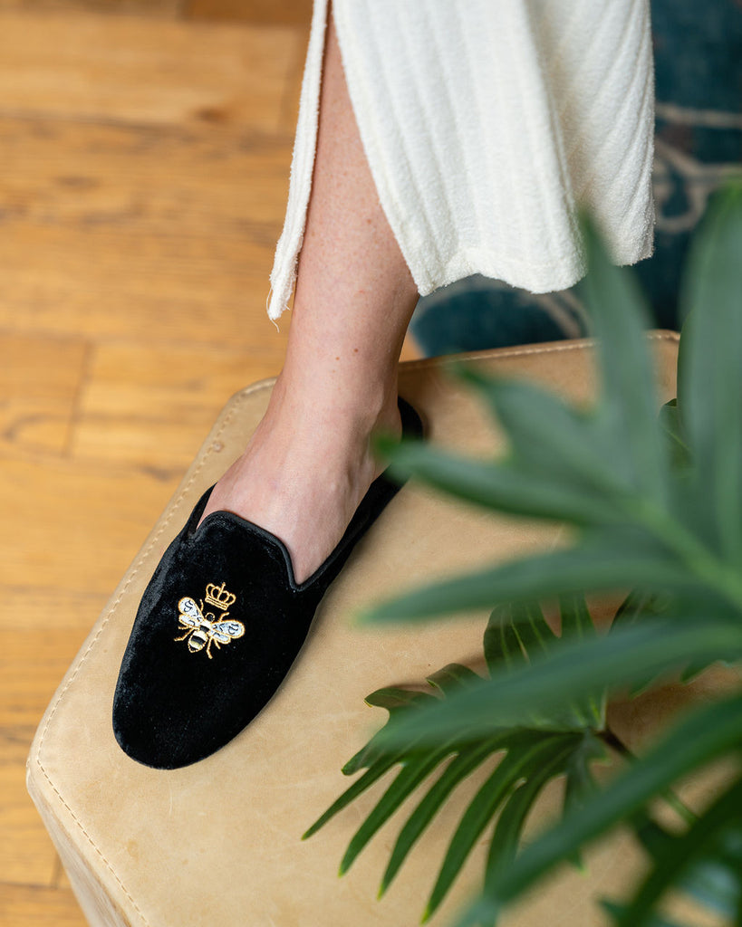 Patricia Green Women’s Queen Bee Embroidered Velvet Slipper in Black Velvet